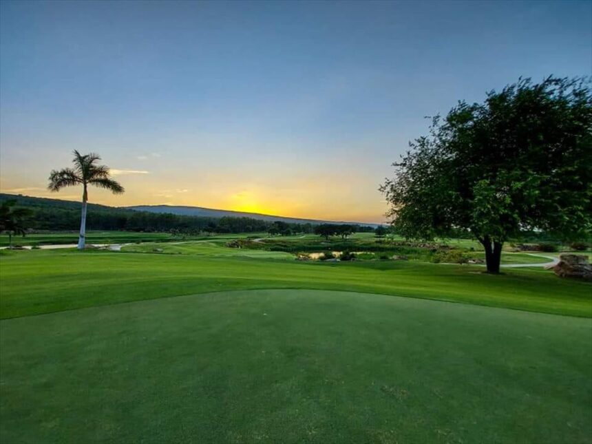NARAI HILL GOLF RESORT and COUNTRY CLUB | Luxury Thailand Golf